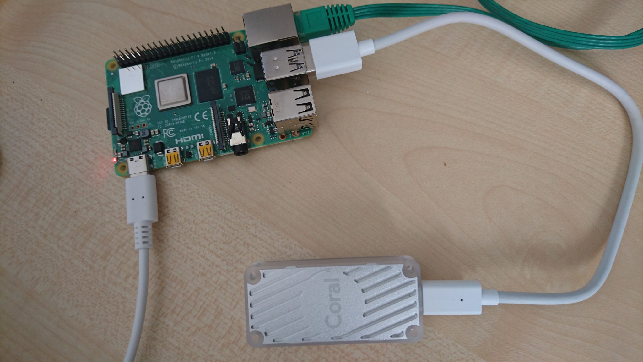 Google Coral USB Accelerator - Versnel AI-taken met de Edge TPU ...